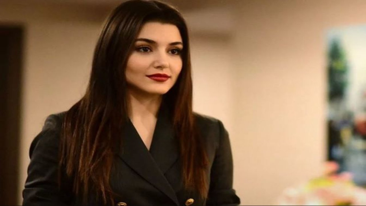 Hande Erçel’in Yeni İmajını Görünce Şok Olacaksınız! Saçlar, Başlar O ...